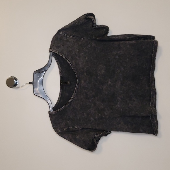 Forever 21 | Tops | 3 For 5 Acid Wash Blackgrey Crop Top | Poshmark